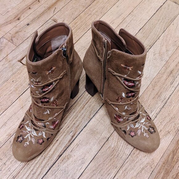 Sam Edelman | Shoes | Whiskey Brown Embroidered Floral Winnie Saddle ...